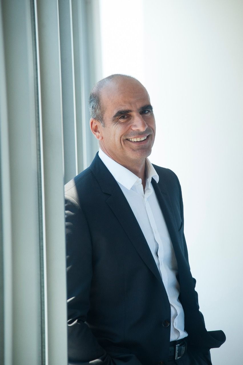 Nuevo Ceo en Telecom Argentina - Negocios en el Sur